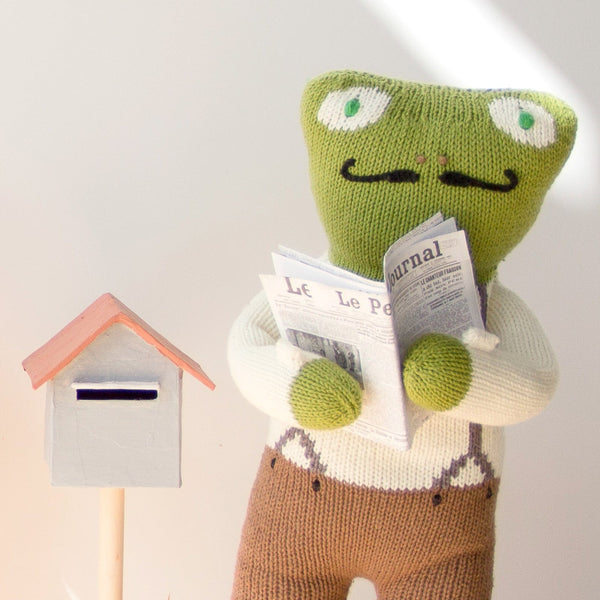 Luigi the Frog – Hand Knit Stuffed Animal Doll – Blabla Kids